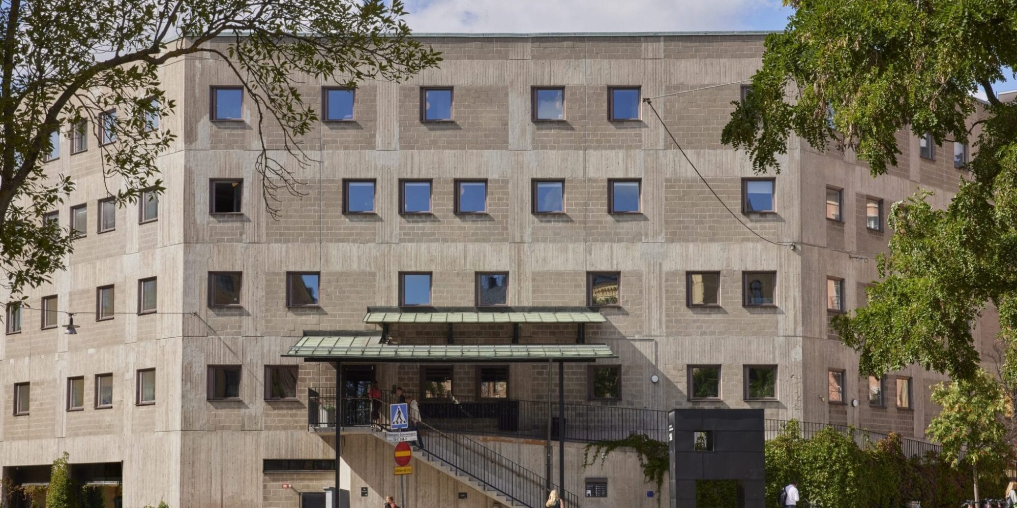 We’ve Moved: Bookman’s New Home at A House Ark – BOOKMAN